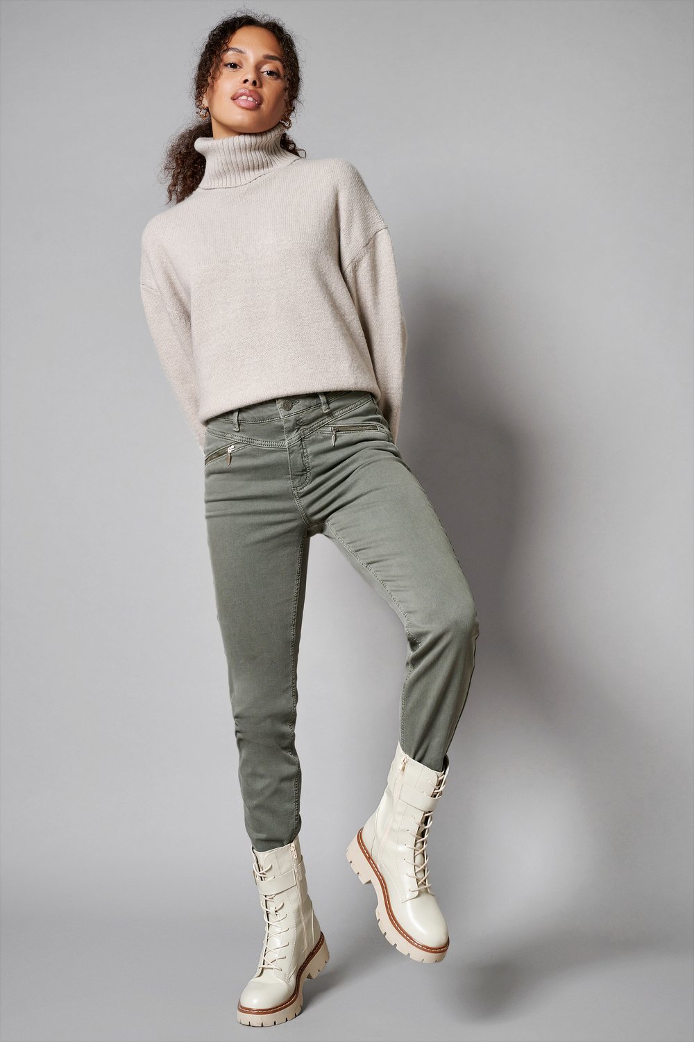 Jeans von ROSNER online kaufen